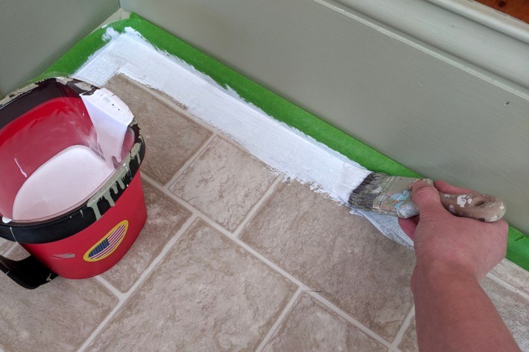 Painting Linoleum Floors THE RIGHT WAY (and what supplies to use)