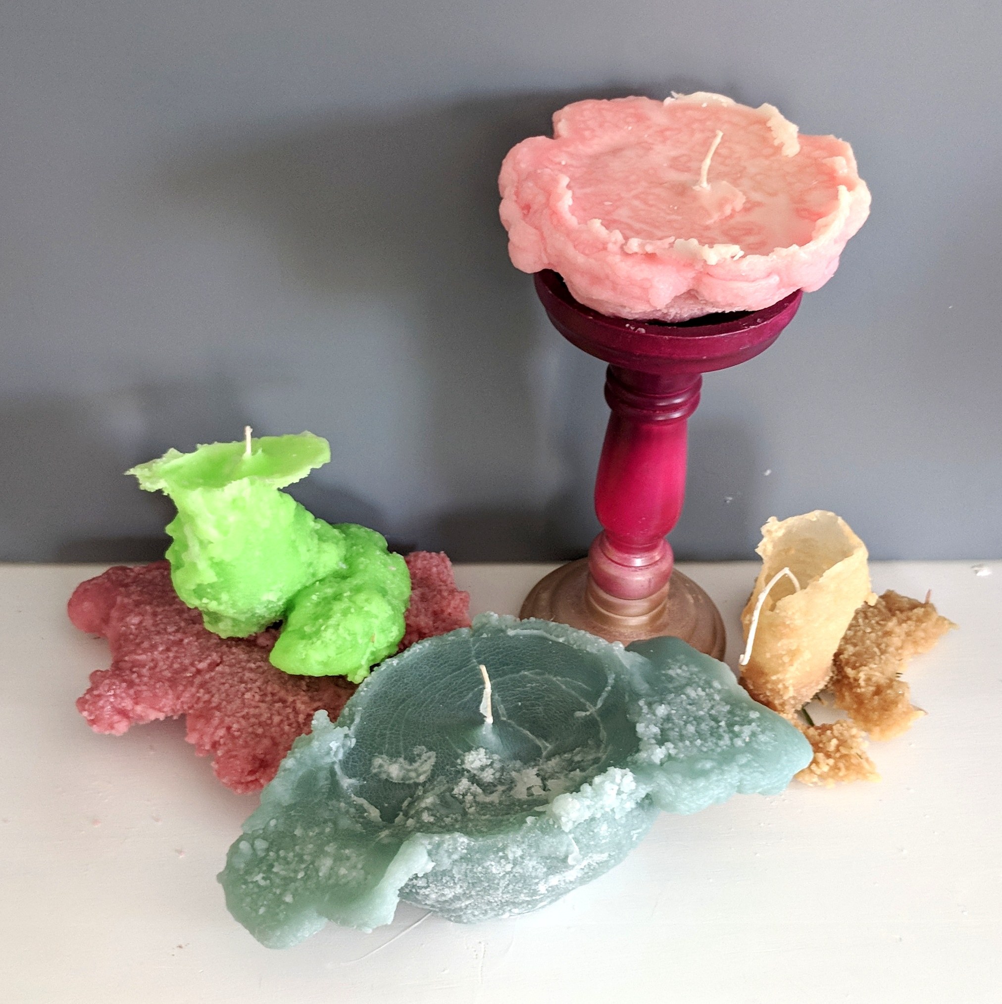 How to make SNOW CANDLES! (perfect snow-day activity)