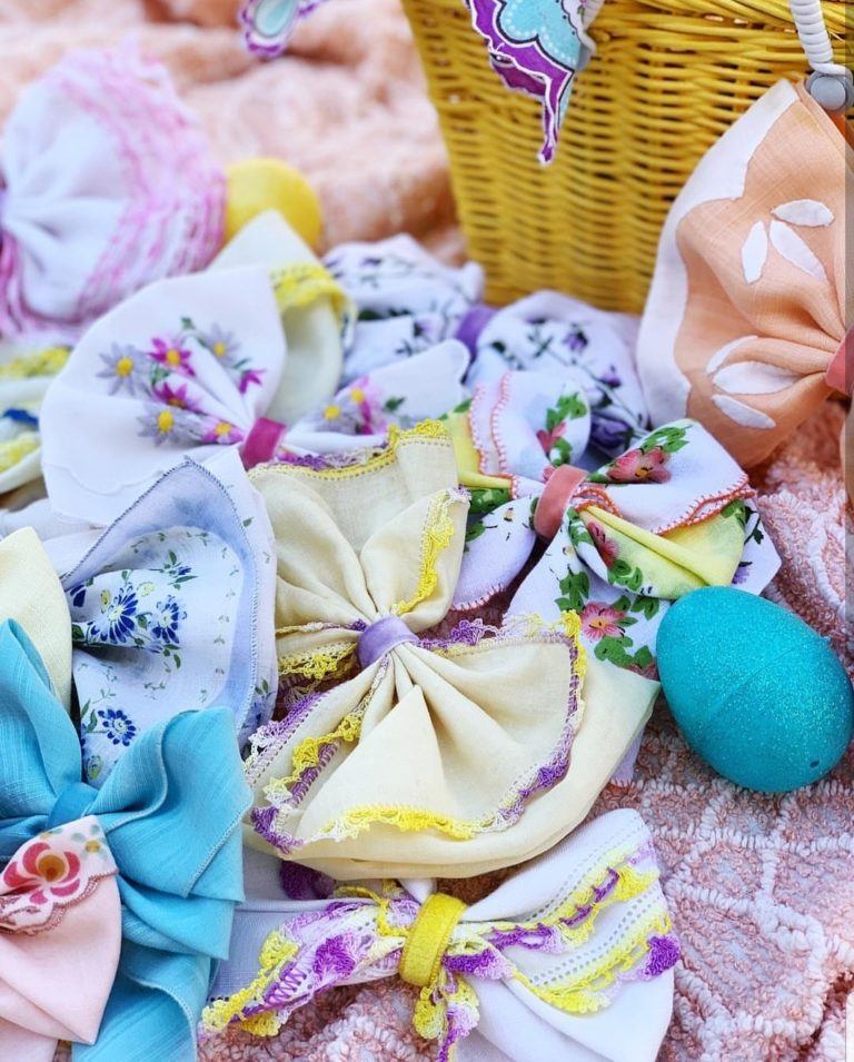 13 Ideas for Repurposed Vintage Hankies - Creative and FUN!