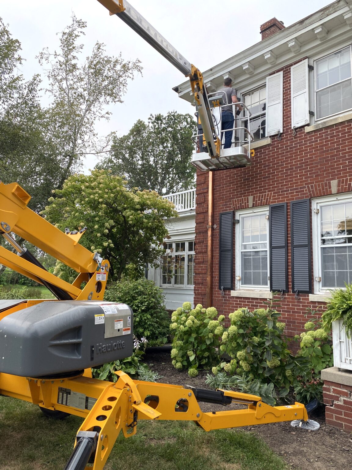 Operation: REPLACE SHUTTERS! | Reality Daydream