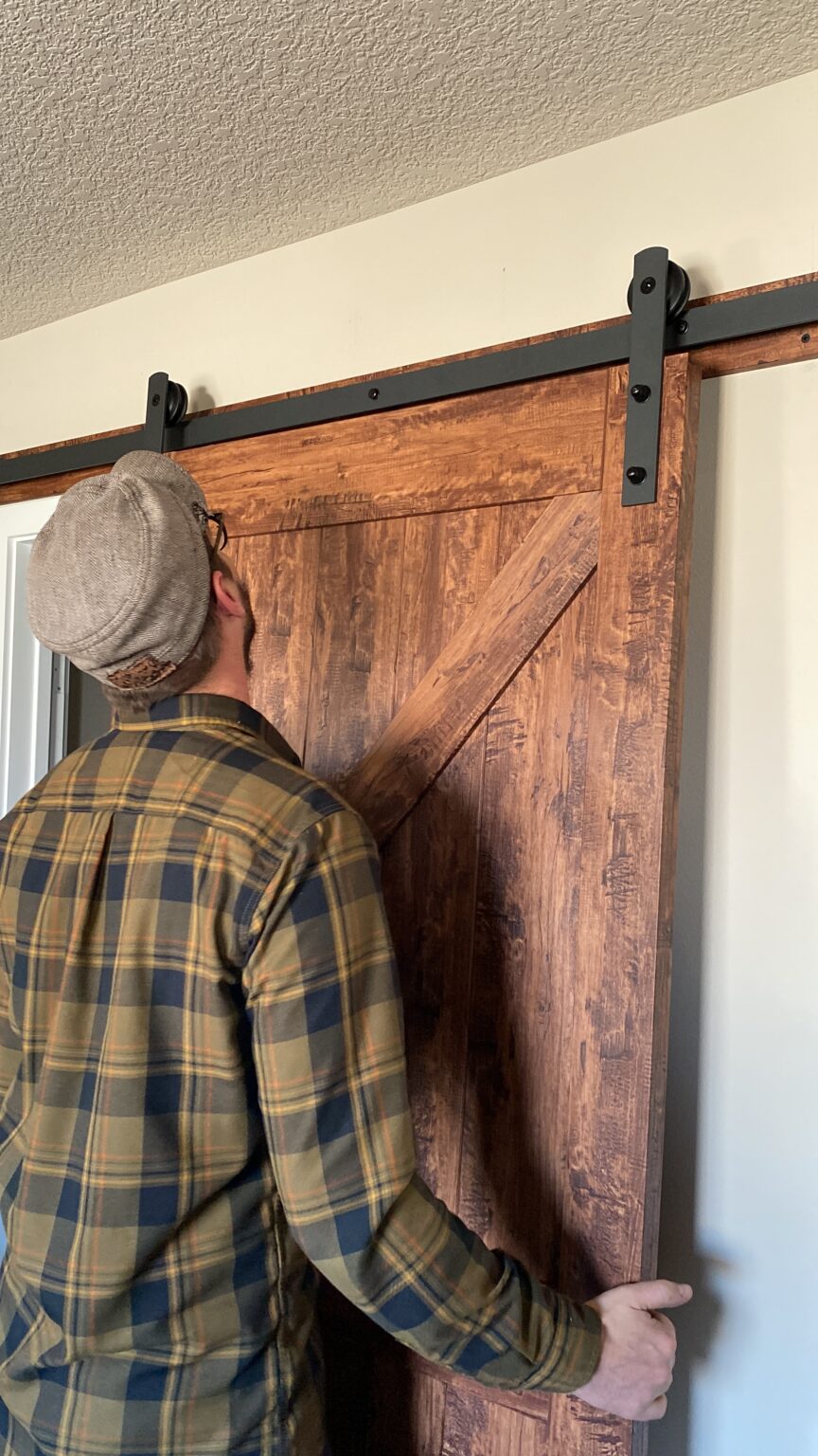Installing a Sliding Barndoor | Reality Daydream